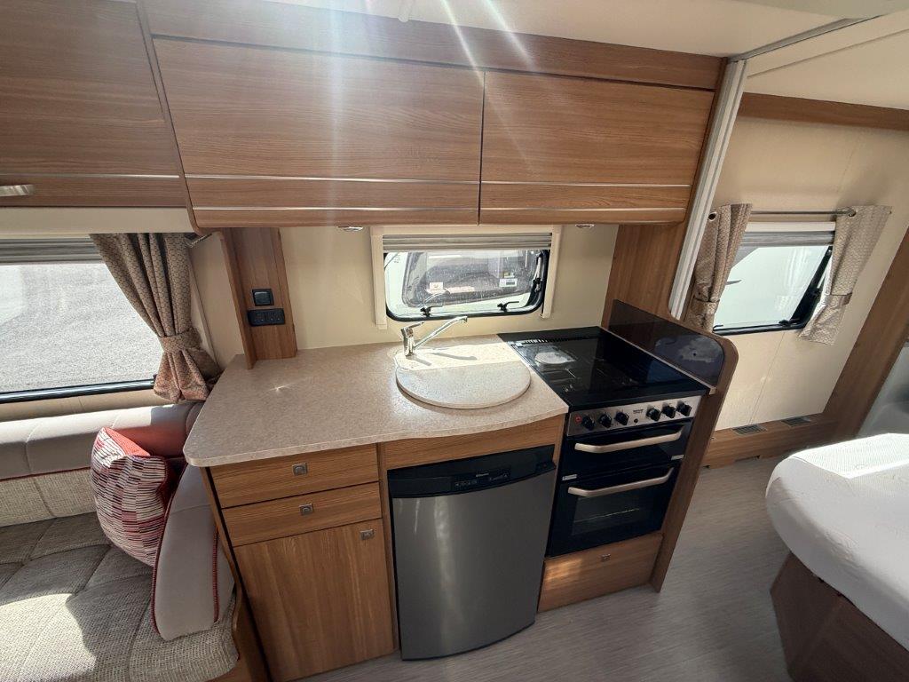 2016 Compass Kensington 554 . . Single Axle 4 Berth 2016