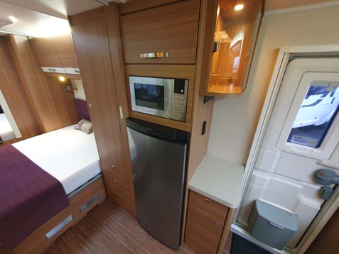 2015 Compass Rallye 644 . . . 4 Berth 2015