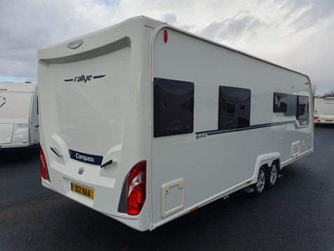 2015 Compass Rallye 644 . . . 4 Berth 2015
