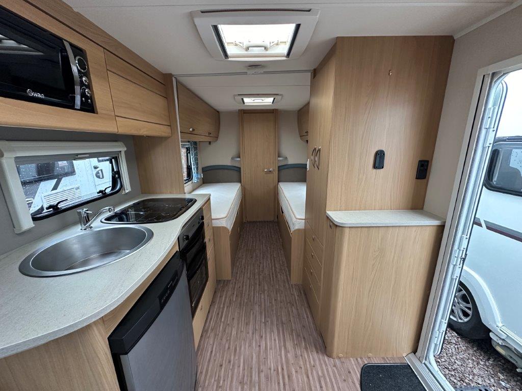 2014 Compass Corona 574 . . Single Axle 4 Berth 2014
