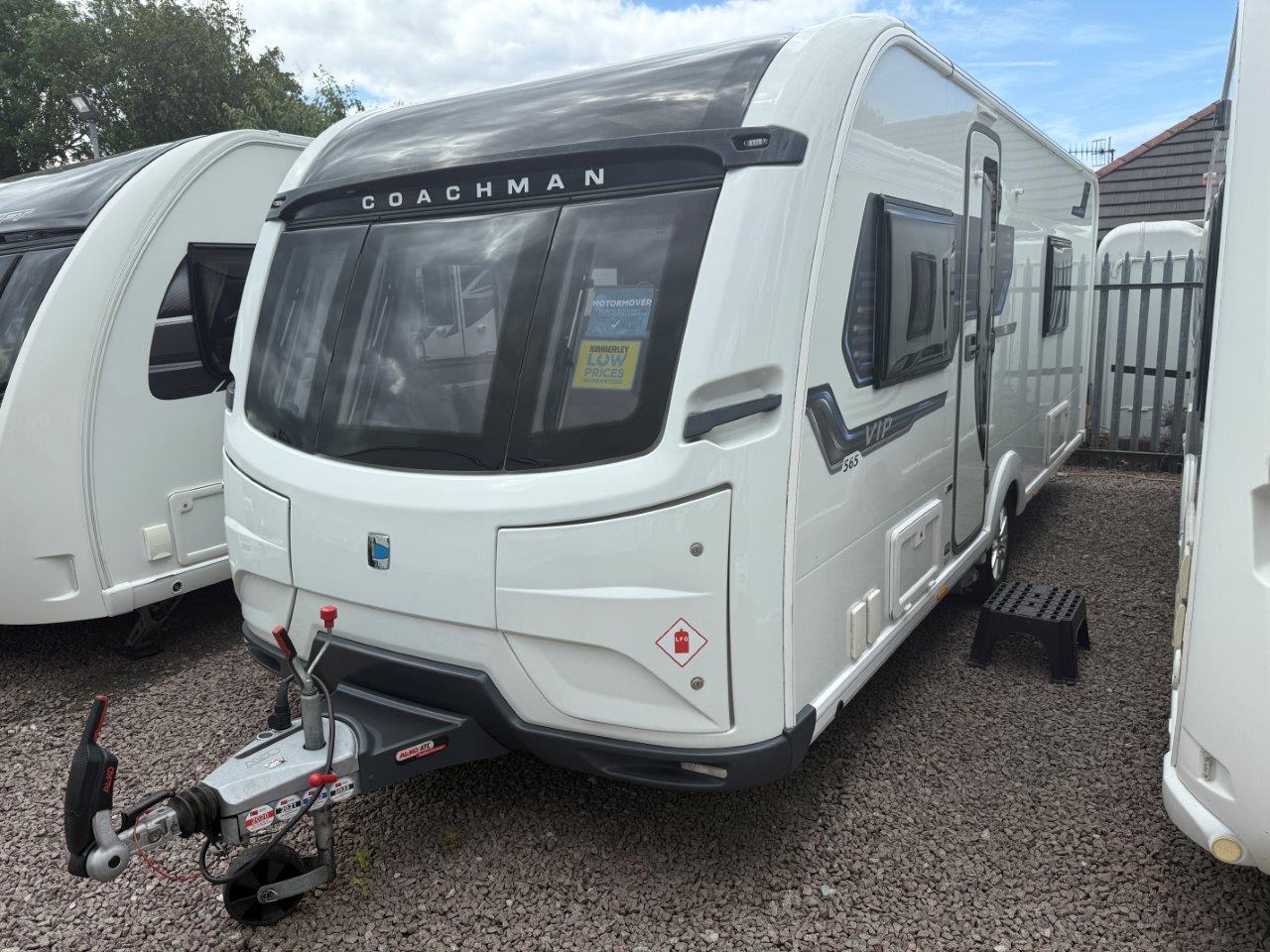 2020 Coachman Vip 565 . . Single Axle 4 Berth 2020